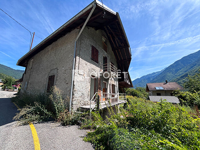 Maison 5 pièces à Saint-Pierre-de-Belleville, à vendre