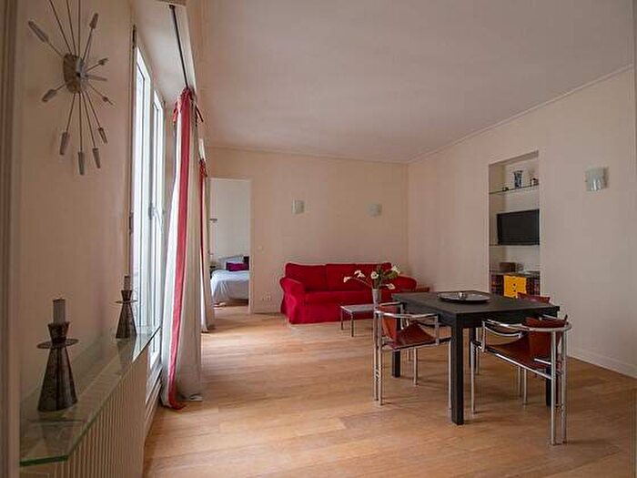 Porte Dauphine, Paris 16ème arrondissement : Appartement 2 pièces à louer