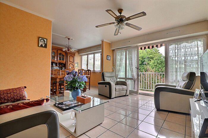 Appartement à vendre - Le Plessis-Bouchard - 4 pièces - 2 chambres