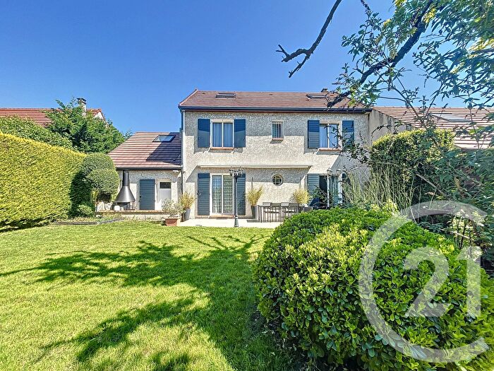 Maison à vendre - Montmagny, Jules Ferry, Trois Communes, Acacias - 8 pièces - 6 chambres