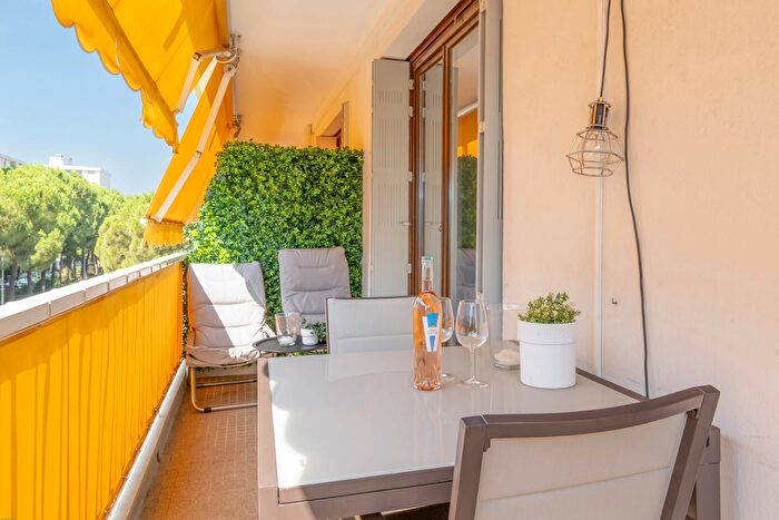 Cagnes-sur-Mer, Le Cros de Cagnes, Les Vespins - Appartement 3 pièces à vendre
