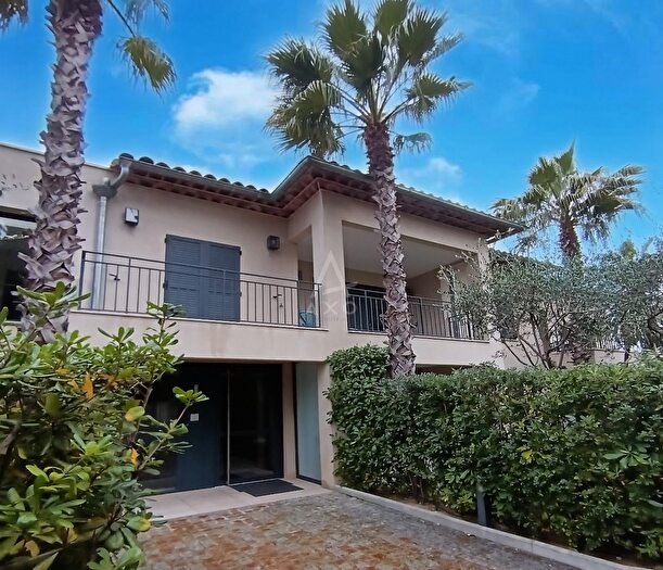 Appartement à vendre - Sainte-Maxime, Sémaphore, Nartelle - 3 pièces - 2 chambres