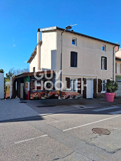 Maison à vendre - Feyzin - 7 pièces - 5 chambres