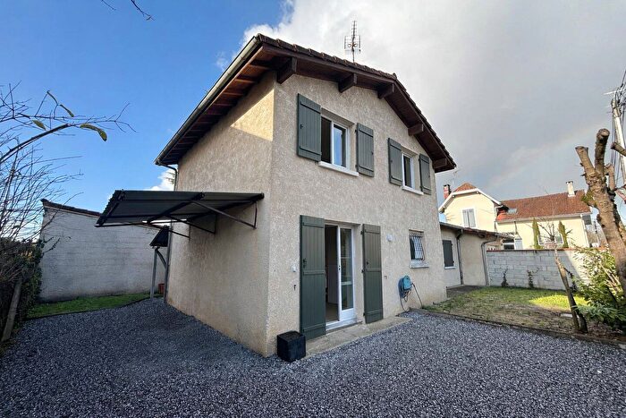 Maison à louer - Saint Jean dAoût, Mont-de-Marsan - 4 pièces - 3 chambres