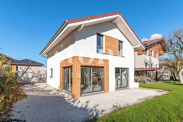 Maison à vendre - Sevrier, Sévrier - 5 pièces - 4 chambres