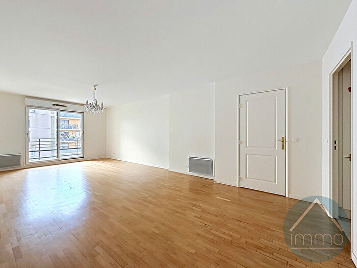Asnières-sur-Seine, Gresillons, Voltaire - Appartement 4 pièces à vendre