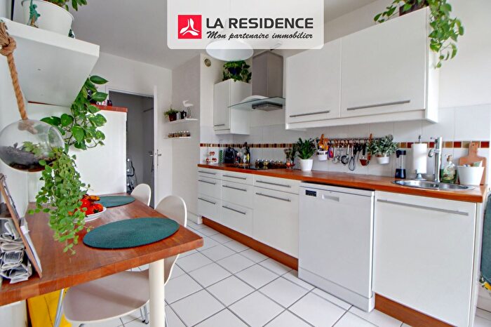 Appartement 4 pièces à Vélizy-Villacoublay, à vendre