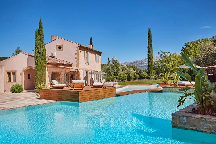 Maison à vendre - Aix-en-Provence, Pont de lArc - 12 pièces - 8 chambres