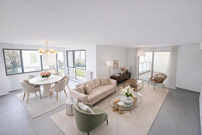 Appartement à vendre - Charly - 4 pièces - 3 chambres