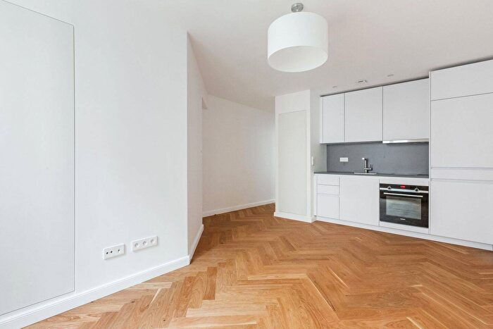 Appartement à louer - Grange Aux Belles-Terrage, Paris ème arrondissement - 2 pièces - 1 chambre