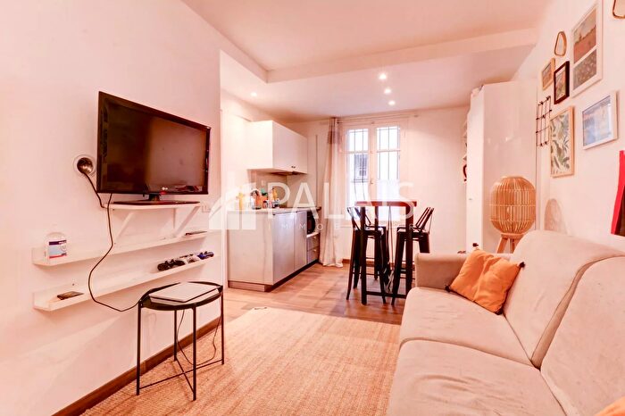 Appartement à vendre - Nice, Vieux Nice - 3 pièces - 2 chambres