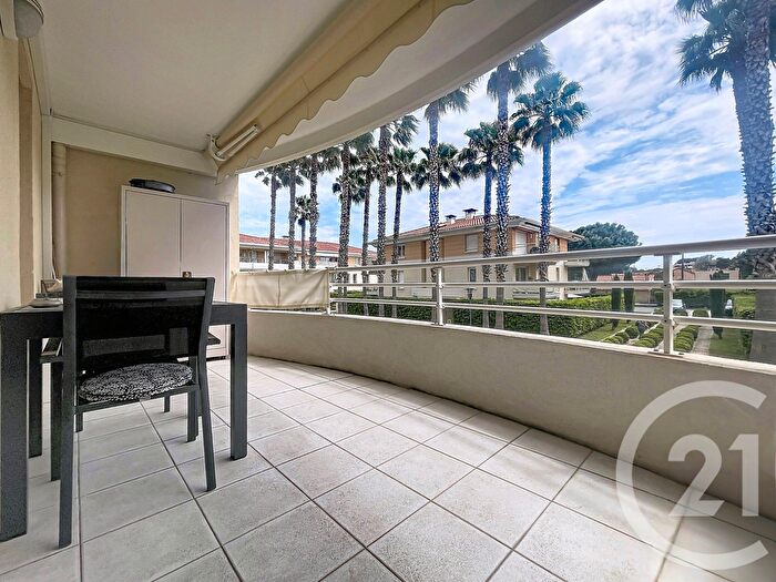Appartement 2 pièces à Antibes, Rastines, Super Antibes, Laval, La Fontonne, à vendre
