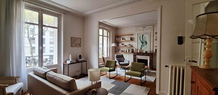 Appartement à vendre - Paris e , Léon-Blum, Folie-Regnault - 4 pièces - 2 chambres