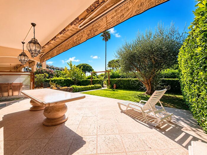 Villeneuve-Loubet, Plage : Appartement 4 pièces à vendre
