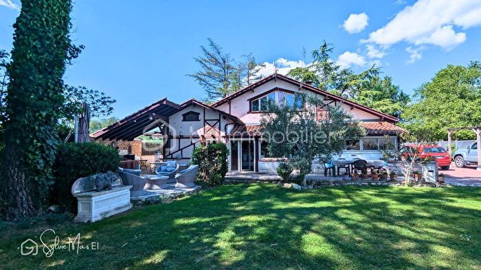 Maison à vendre - Trentels - 9 pièces - 5 chambres