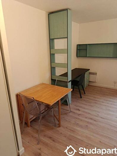 Appartement à louer - Besagne, Toulon - 1 pièce