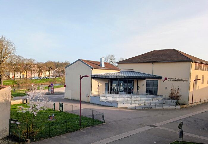 Appartement à louer - Mirecourt - 3 pièces - 2 chambres