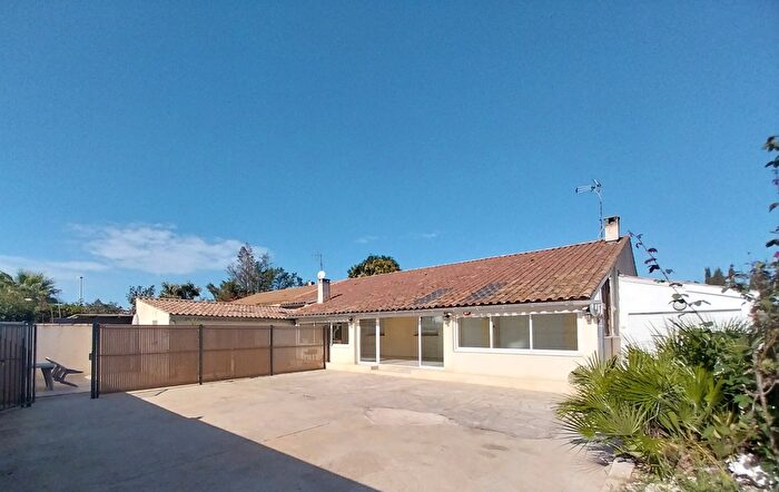 Maison à vendre - Villeneuve-lès-Béziers - 6 pièces - 4 chambres