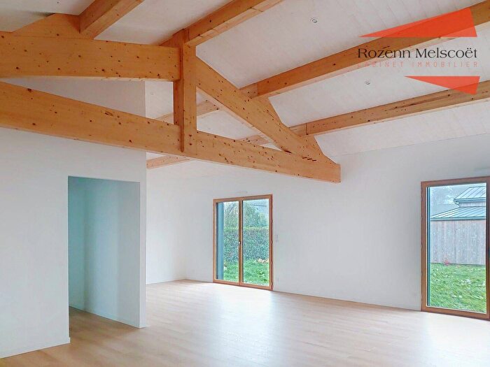 Maison à louer - Saint-Jean-Trolimon - 5 pièces - 3 chambres