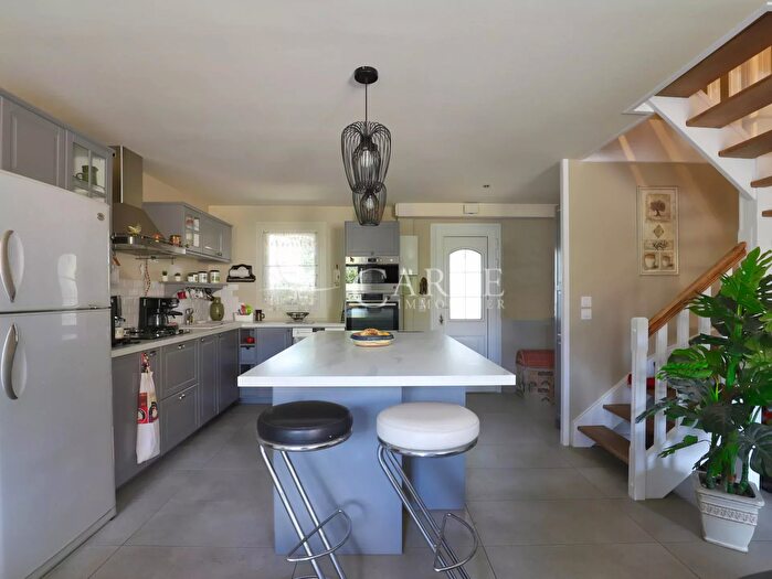 Maison à vendre - Genas - 5 pièces - 3 chambres