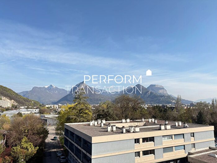 Appartement à vendre - Seyssinet-Pariset, Vauban, Fauconnière, Percevallière - 3 pièces - 2 chambres