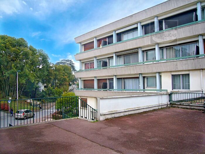 Appartement à vendre - Châtenay-Malabry, Malabry - 3 pièces - 2 chambres