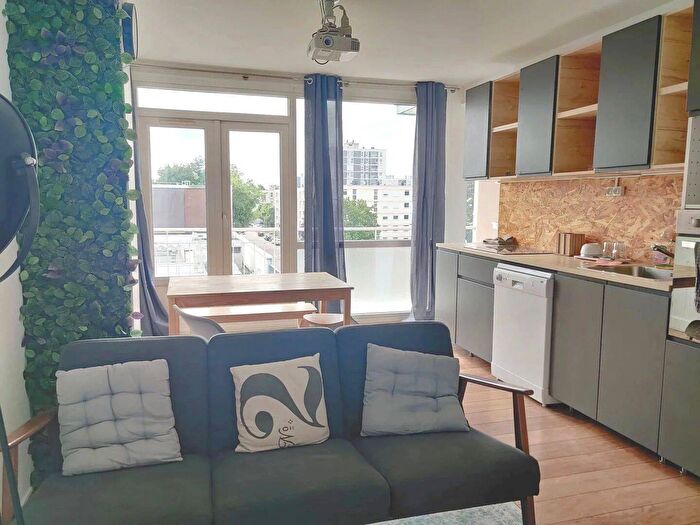 Chaufferie, Mont-Saint-Aignan : Appartement 1 pièce à louer