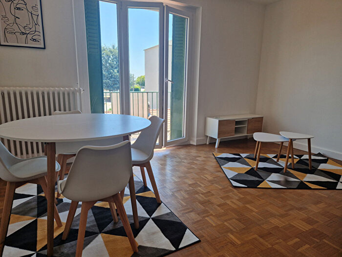 Nevers, Maupas, Victor-Hugo : Appartement 3 pièces à louer