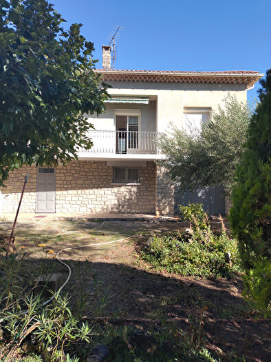 Maison 4 pièces à louer à Carpentras, Ouest