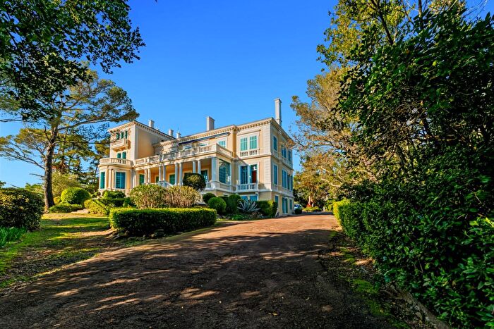 Appartement à vendre - Saint-Raphaël, Valescure, Vaulongue - 4 pièces - 3 chambres