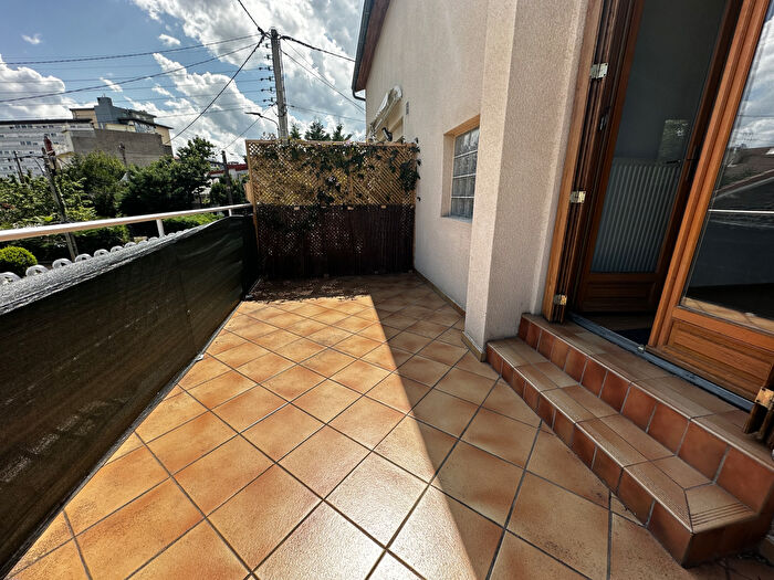 Appartement à louer - Clermont-Ferrand, Oradou - 3 pièces - 2 chambres