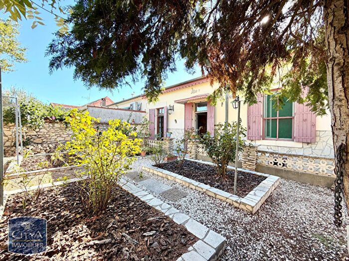 Maison 4 pièces à louer à Nîmes, Gare