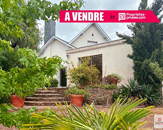 Maison à vendre - Solesmes - 8 pièces - 5 chambres