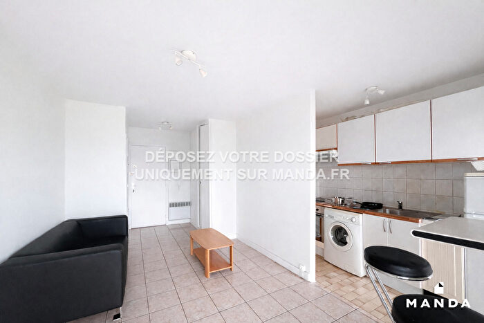 Appartement à louer - Le Kremlin-Bicêtre, Mairie, Salengro - 2 pièces - 1 chambre