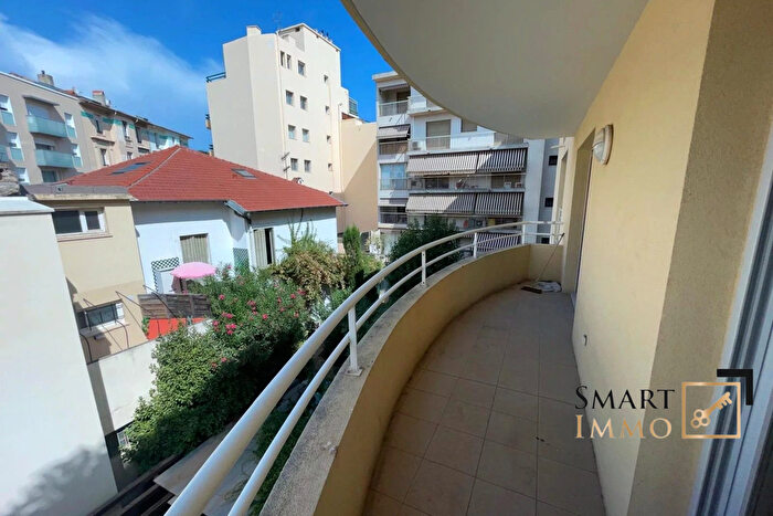 Appartement à vendre - Antibes, Juan-les-Pins, Le Cap - 2 pièces - 1 chambre