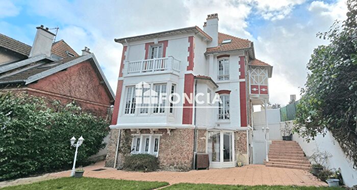 Maison à vendre - Vaucresson - 8 pièces