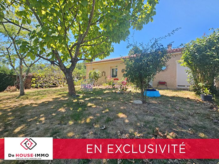 Maison 4 pièces à Saint-Astier, à vendre