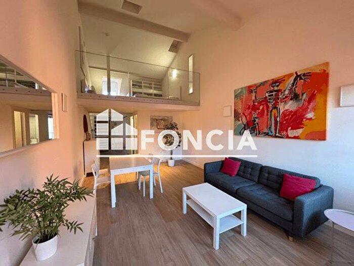 Appartement à louer - Arnaud Bernard, Toulouse - 2 pièces - 1 chambre