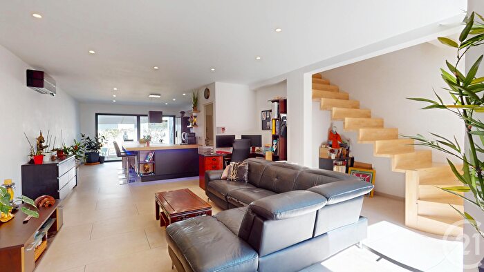 Maison à vendre - Gignac - 6 pièces - 5 chambres