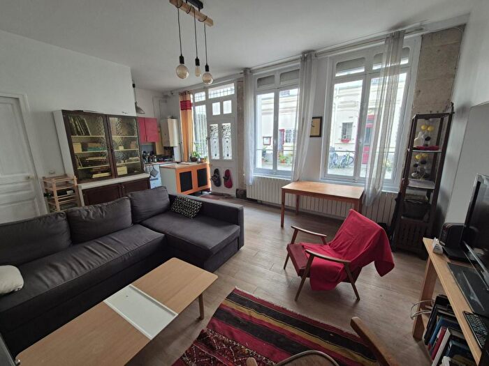 Appartement à vendre - Paris e , La Chapelle, Marx Dormoy - 3 pièces - 2 chambres