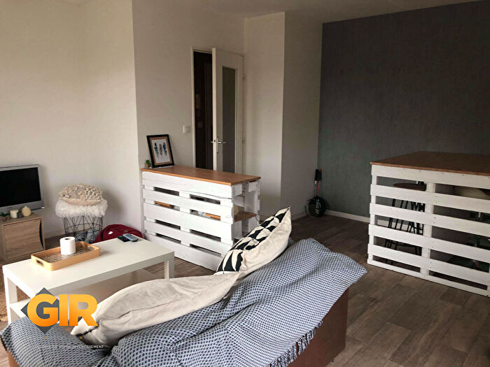 Appartement à louer - Quartiers Nord-Ouest, Beauregard, La Lande du Breil - 3 pièces - 2 chambres