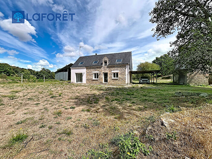 Maison 4 pièces à louer à Guénin