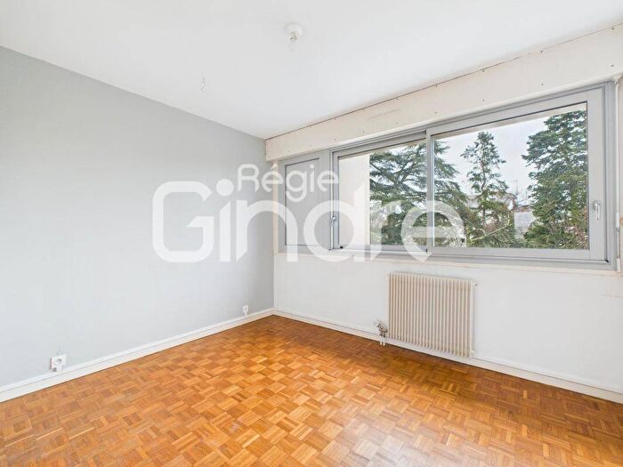 Appartement à louer - Point du Jour, Lyon ème arrondissement - 2 pièces - 1 chambre