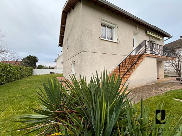 Maison à vendre - Pouilly-les-Nonains - 4 pièces - 3 chambres