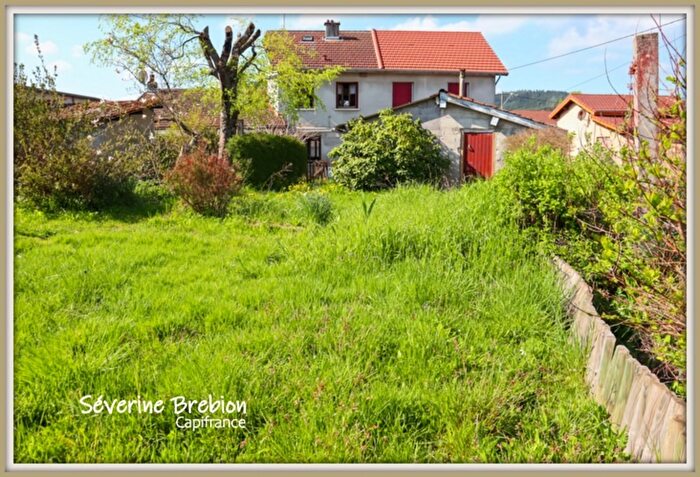 Maison 6 pièces à Chabreloche, à vendre