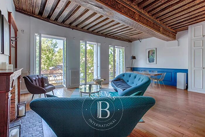 Appartement à louer - Paris er , Saint-Germain, LAuxerrois - 3 pièces - 2 chambres