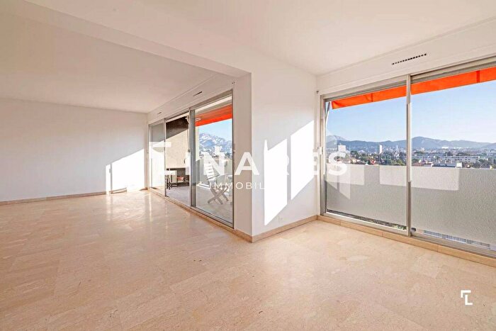 Appartement à louer - Sainte Anne, Marseille ème arrondissement - 3 pièces - 2 chambres