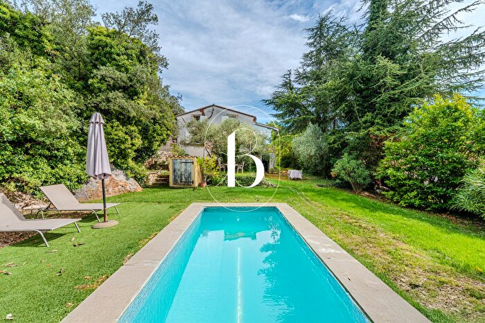 Maison à vendre - Uzès - 5 pièces - 3 chambres