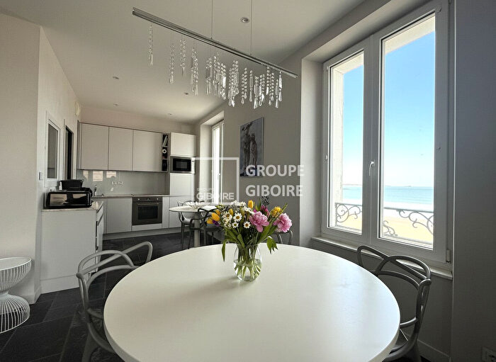 Saint-Malo, Grande Plage, Sillon : Appartement 3 pièces à vendre