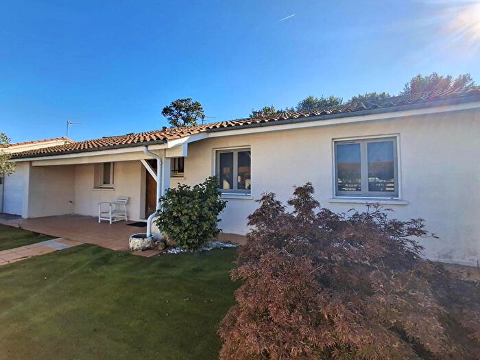 Maison à vendre - Bassens - 6 pièces - 4 chambres